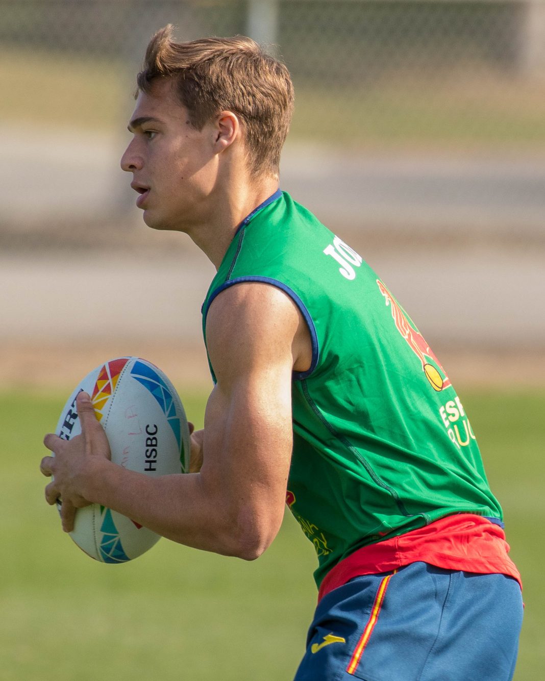 Martín Alonso sigue quemando etapas y debuta en el Top 14 con La ...